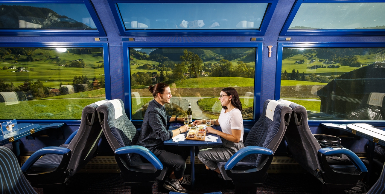 Trains Goldenpass Line Railbookers®