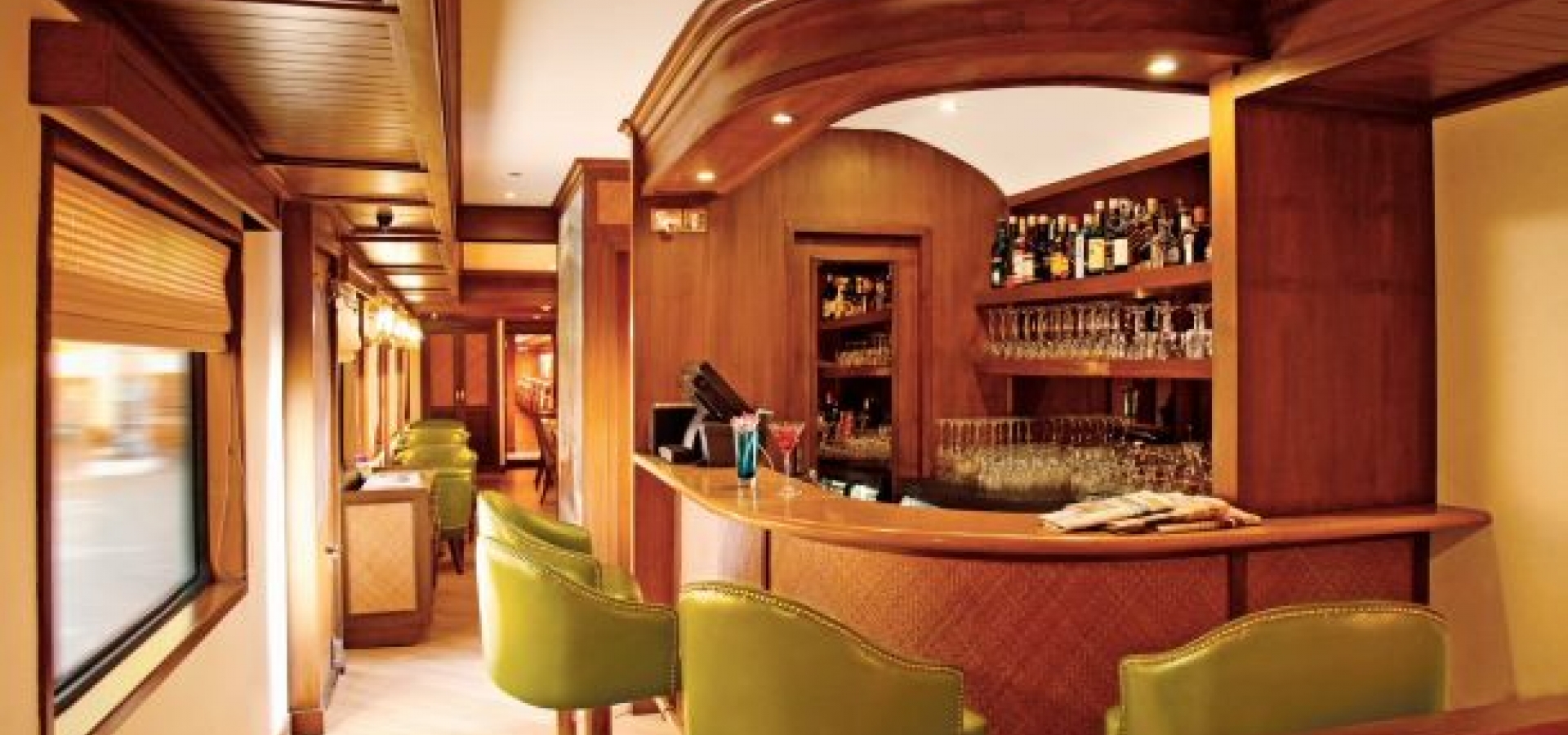 Around the World by Luxury Train | Railbookers®