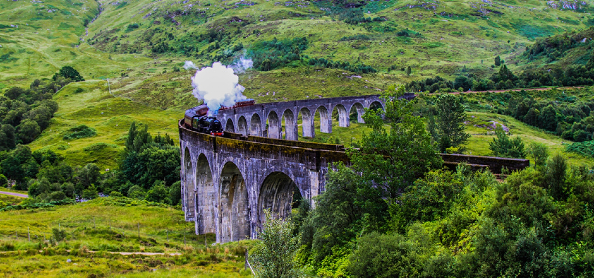 The Jacobite Steam Train | Railbookers